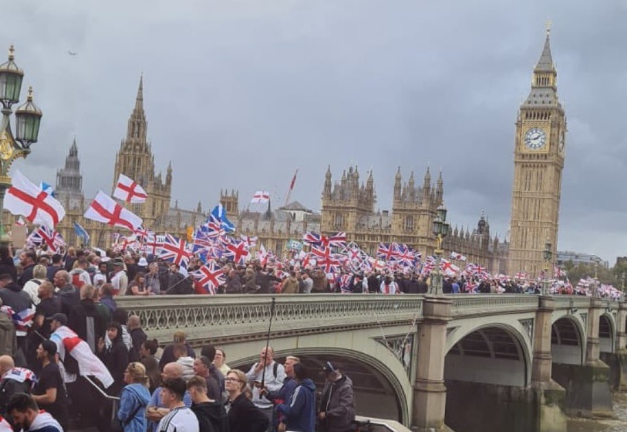 Massive turnout for 'Unite the Kingdom' rally in London! - The Loftus Party